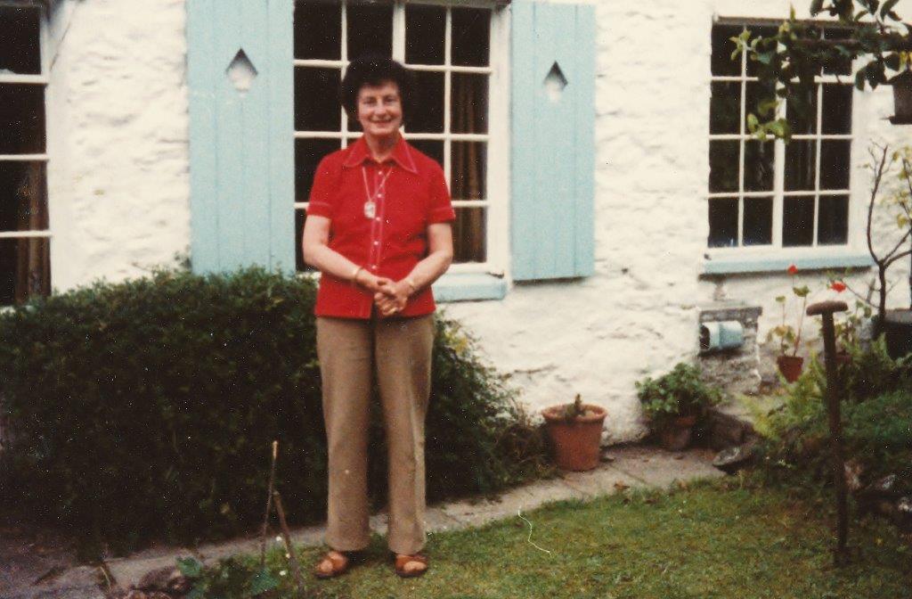 Doreen Tovey - Alchetron, The Free Social Encyclopedia